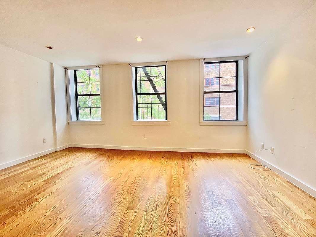 324 Spring St APT 1, New York, NY 10013 | Zillow
