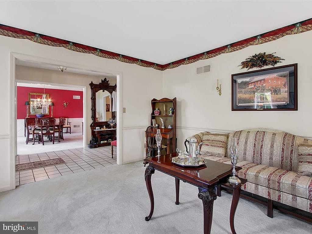 165 Tiffany Ln, Gettysburg, PA 17325 | Zillow