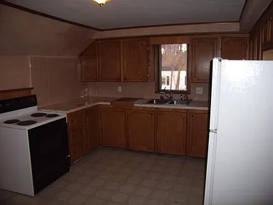 595 Beacon St Manchester NH | Zillow