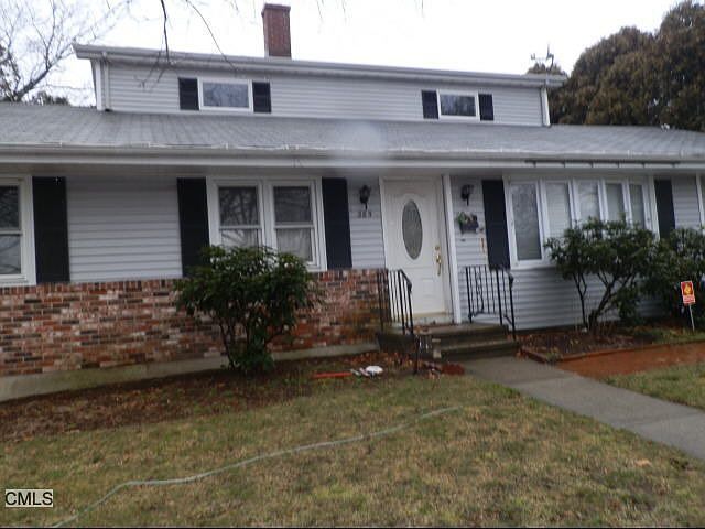 285 Wiklund Ave, Stratford, CT 06614 | Zillow