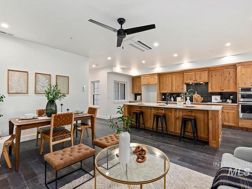 3606 N Adams St, Garden City, ID 83714 | Zillow