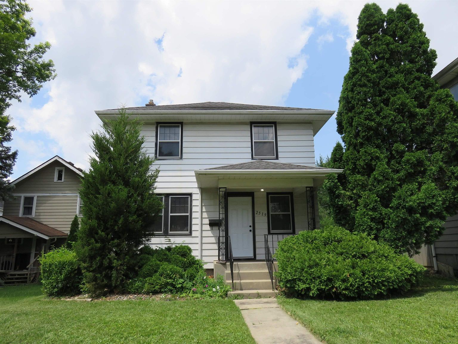 2519 Crescent Ave, Fort Wayne, IN 46805 | MLS #202323984 | Zillow