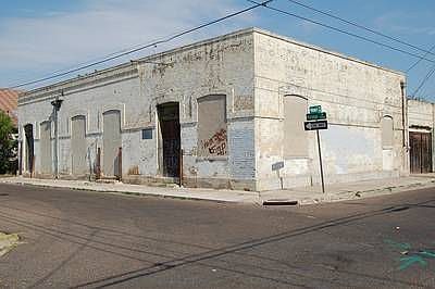 2002 Hidalgo St, Laredo, TX 78040 | Zillow