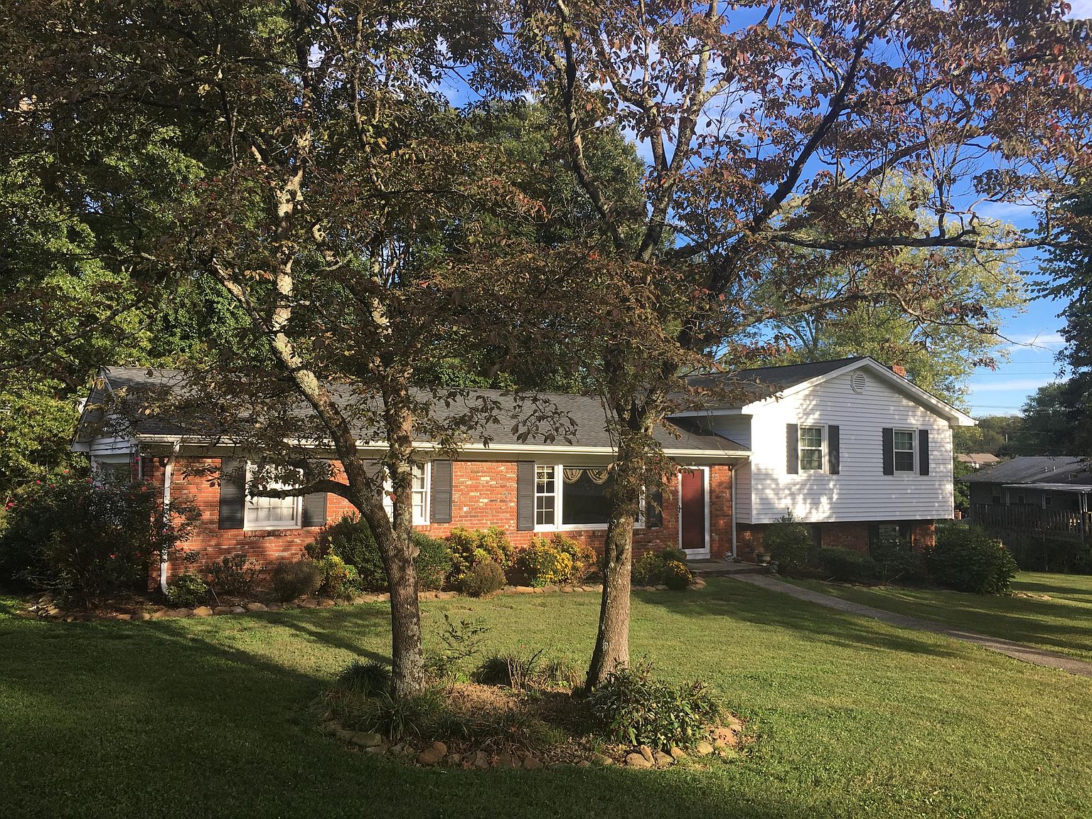604 NW Bardon Rd, Knoxville, TN 37919 | Zillow