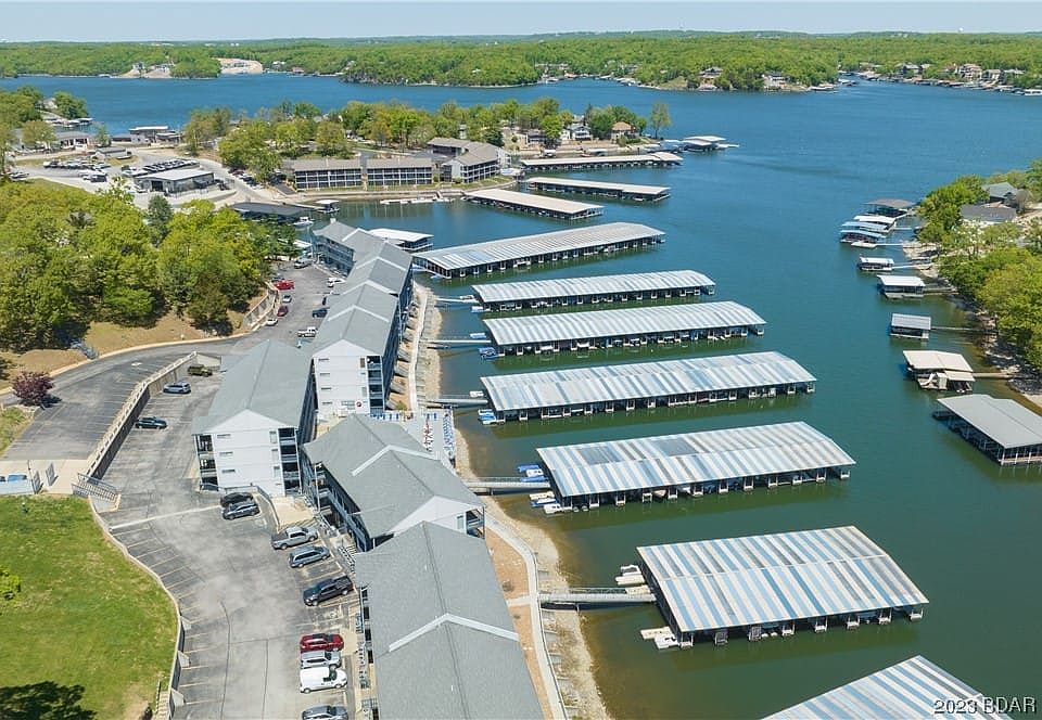 1442 Nichols Rd #B304, Osage Beach, MO 65065 | Zillow