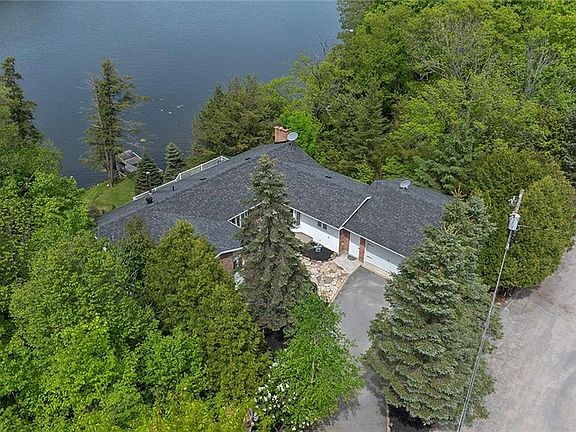 5525 Rideau Rd, South Frontenac, ON K0H 2N0 | MLS #40635156 | Zillow