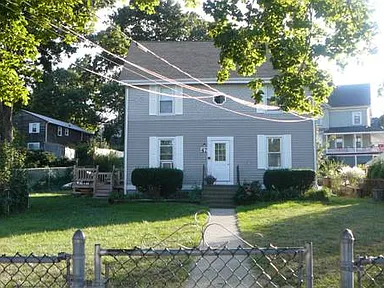 47 Main St Hull MA | Zillow