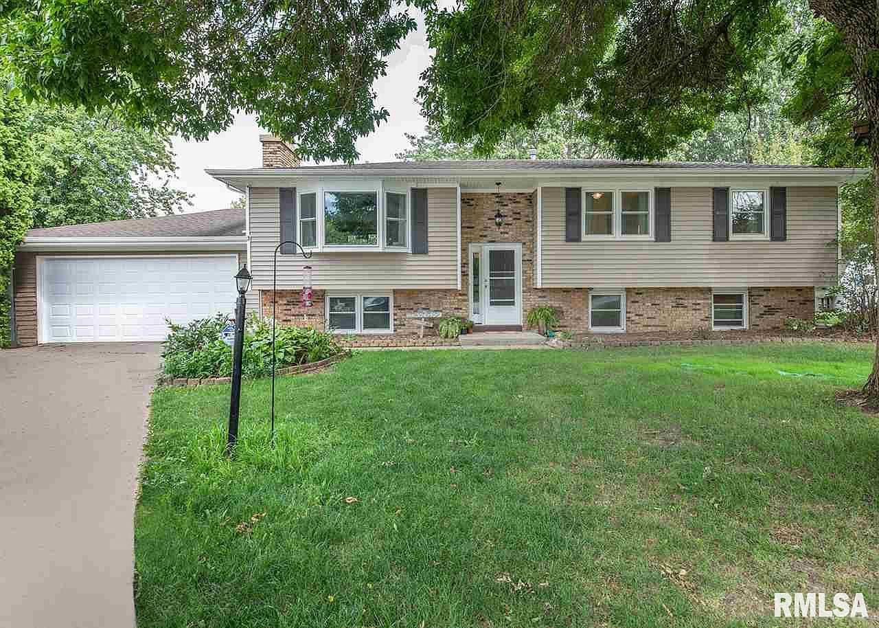 17 Park Ave, Park View, IA 52748 | Zillow