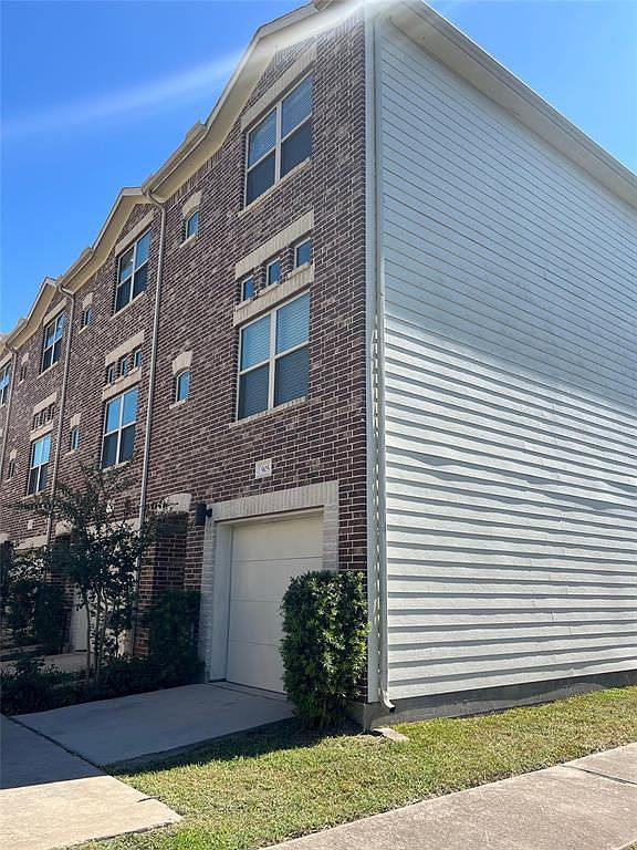 5941 S Loop Fwy #905, Houston, TX 77033 | Zillow