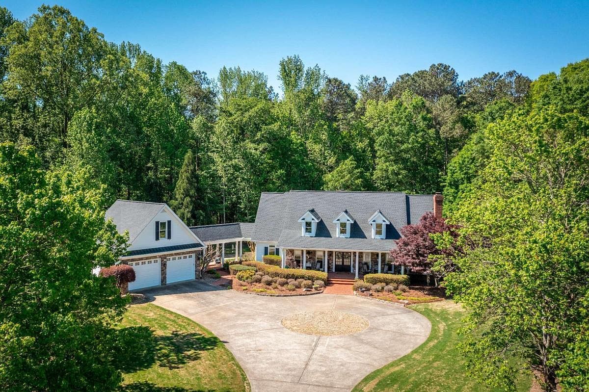 5451 Hog Mountain Rd, Bogart, GA 30622 | MLS #10151951 | Zillow