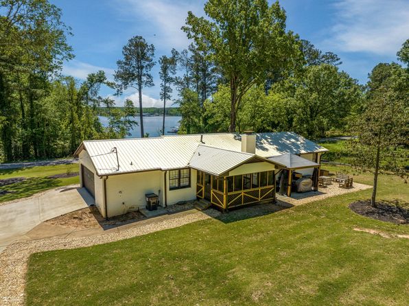 Lake Hartwell - Hartwell GA Real Estate - 74 Homes For Sale | Zillow