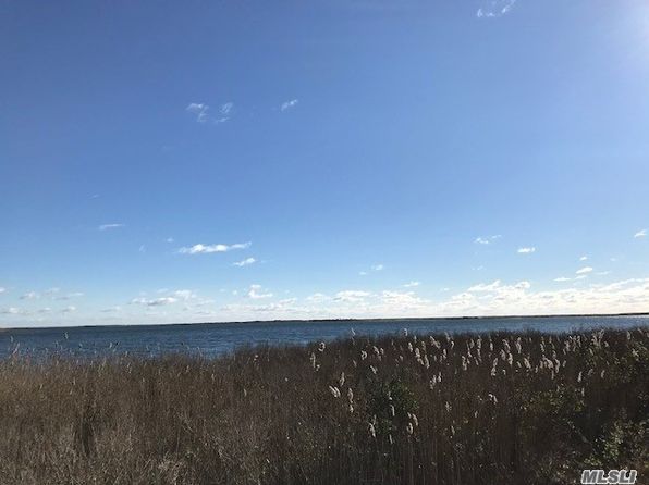 Waterfront - Mastic Beach NY Waterfront Homes For Sale - 15 Homes | Zillow