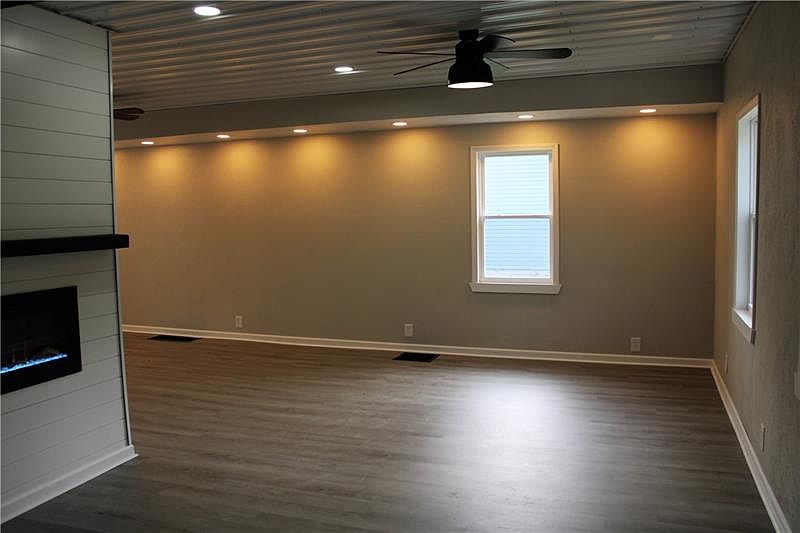 1402 State Route 1042, Nu Mine, PA 16244 | Zillow