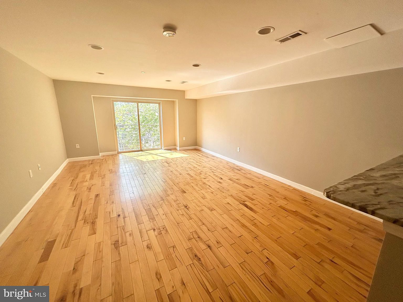 439 Wiota St #3, Philadelphia, PA 19104 | Zillow