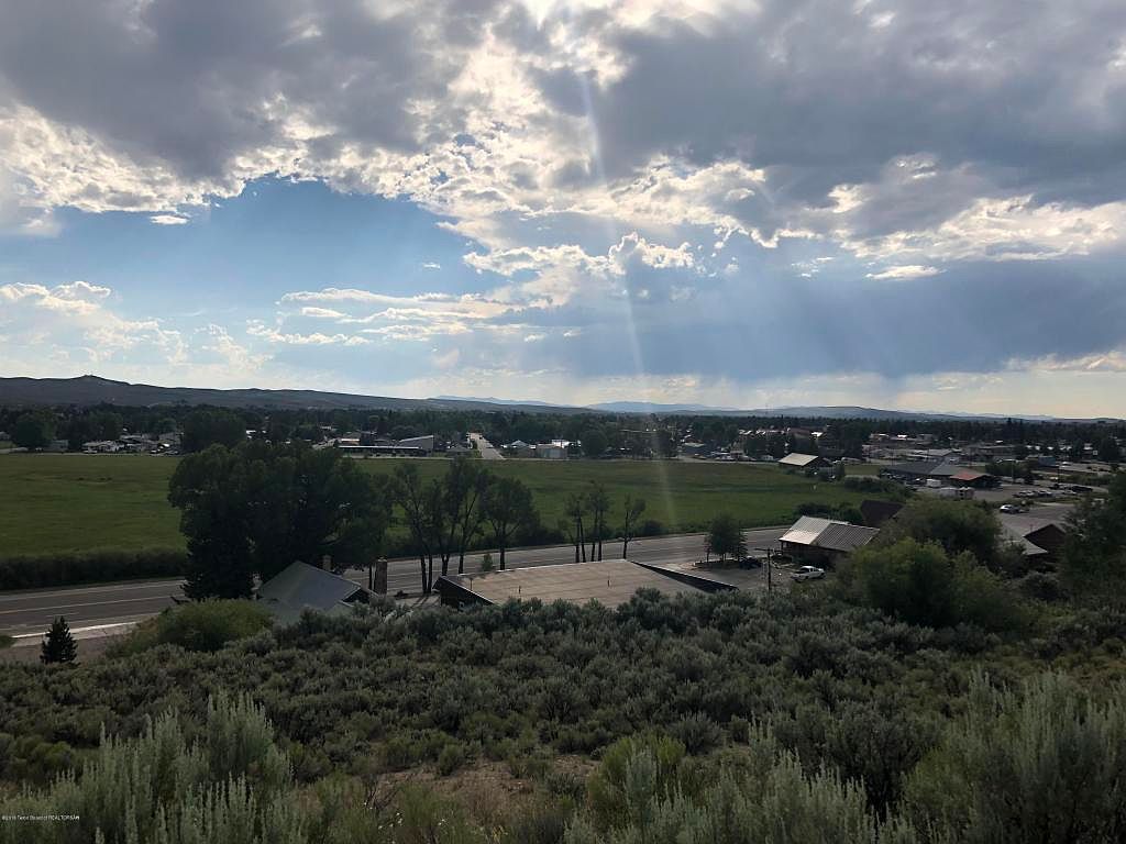 14 Skyline St, Pinedale, WY 82941 | Zillow