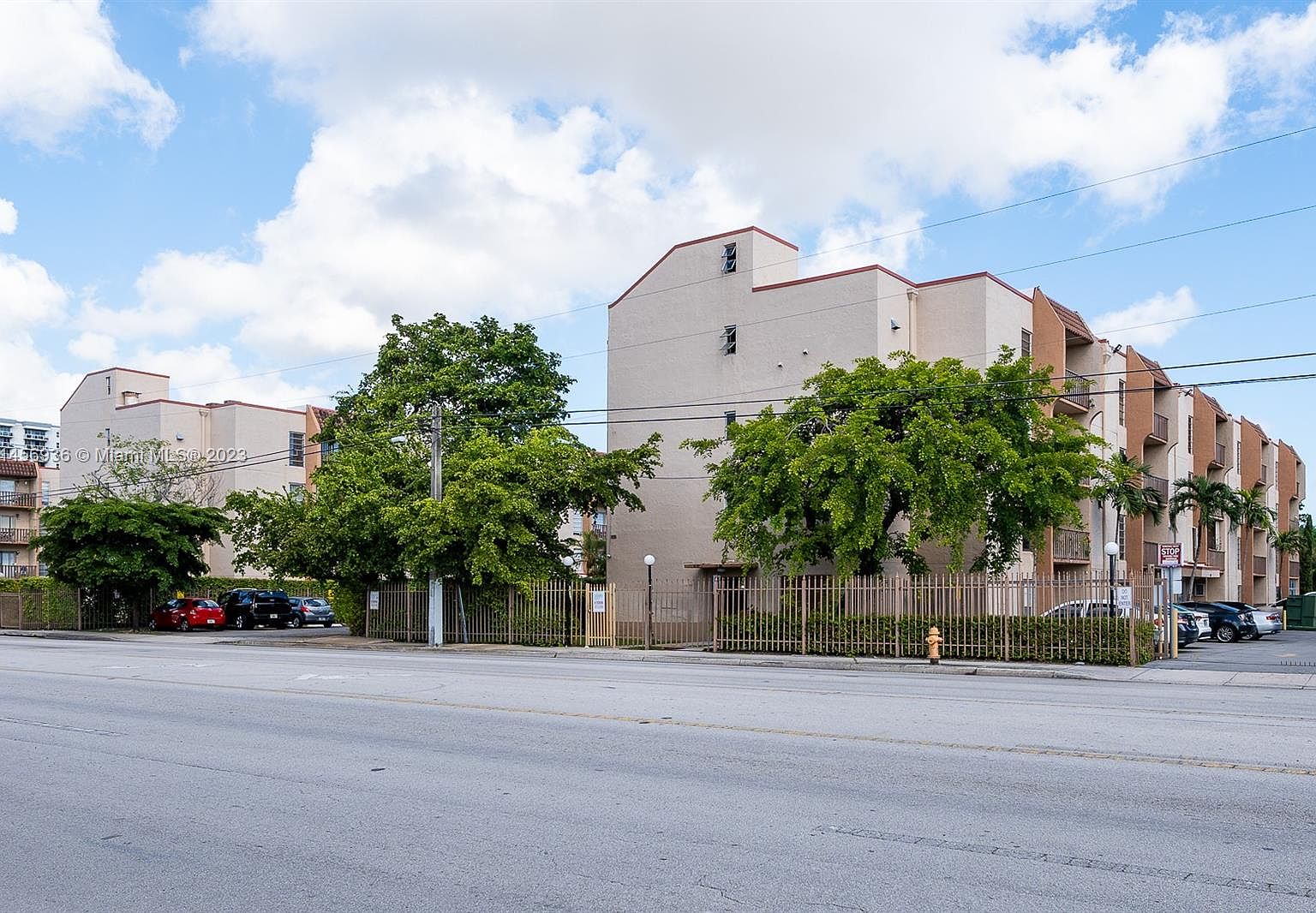 4845 NW 7th St APT 303-5, Miami, FL 33126 | Zillow