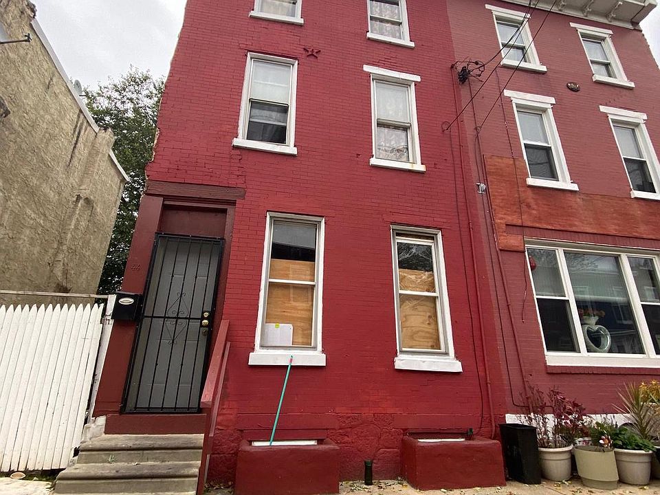 44 E Collom St, Philadelphia, PA 19144 | Zillow