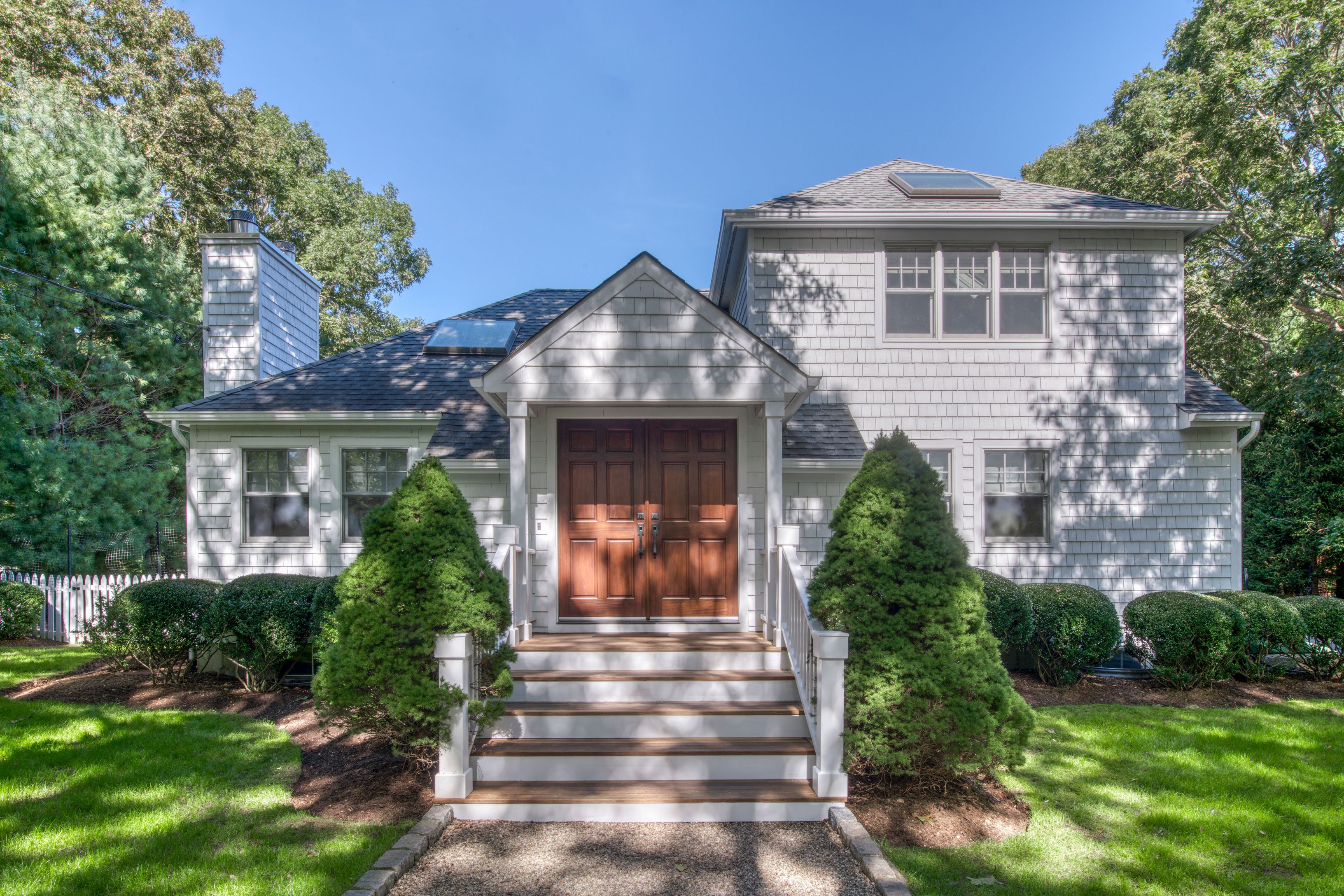 47 Wooded Oak Ln, East Hampton, NY 11937 | Out East