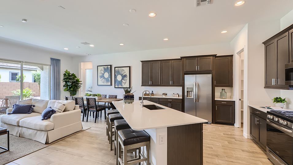 Explorer Plan 5583 Plan, Aloravita : Destiny, Peoria, AZ 85383 | Zillow