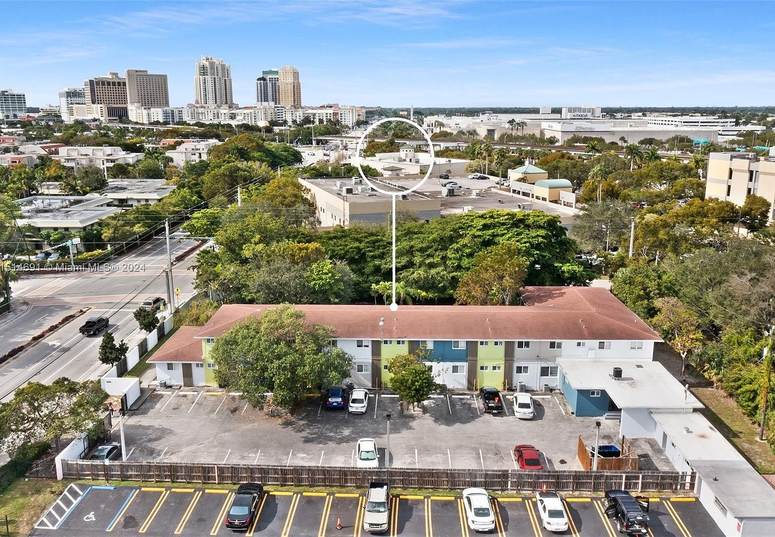6805 SW 88th St, Miami, FL 33156 | Zillow
