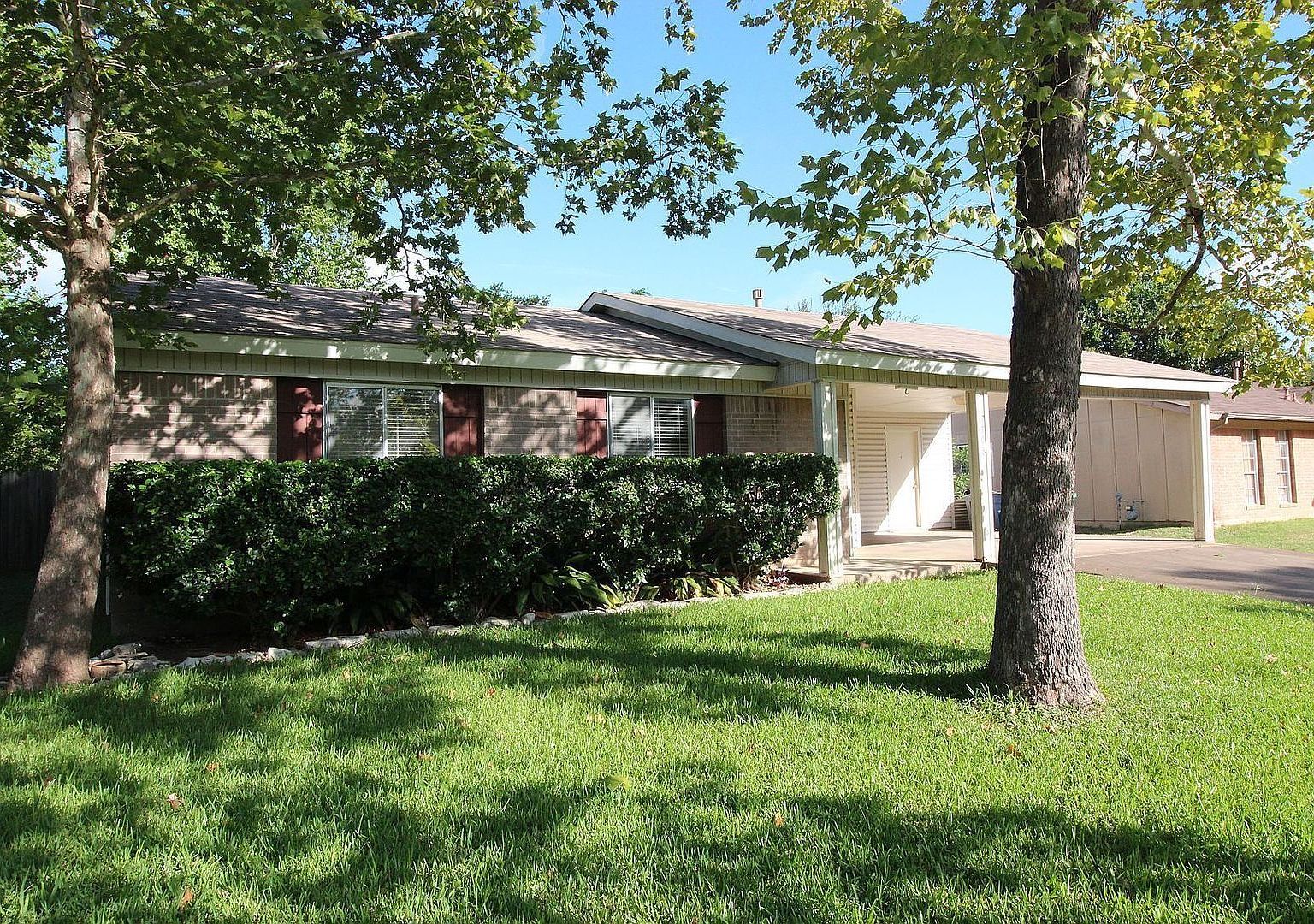 7708 Wakefield Dr, Austin, TX 78749 | Zillow