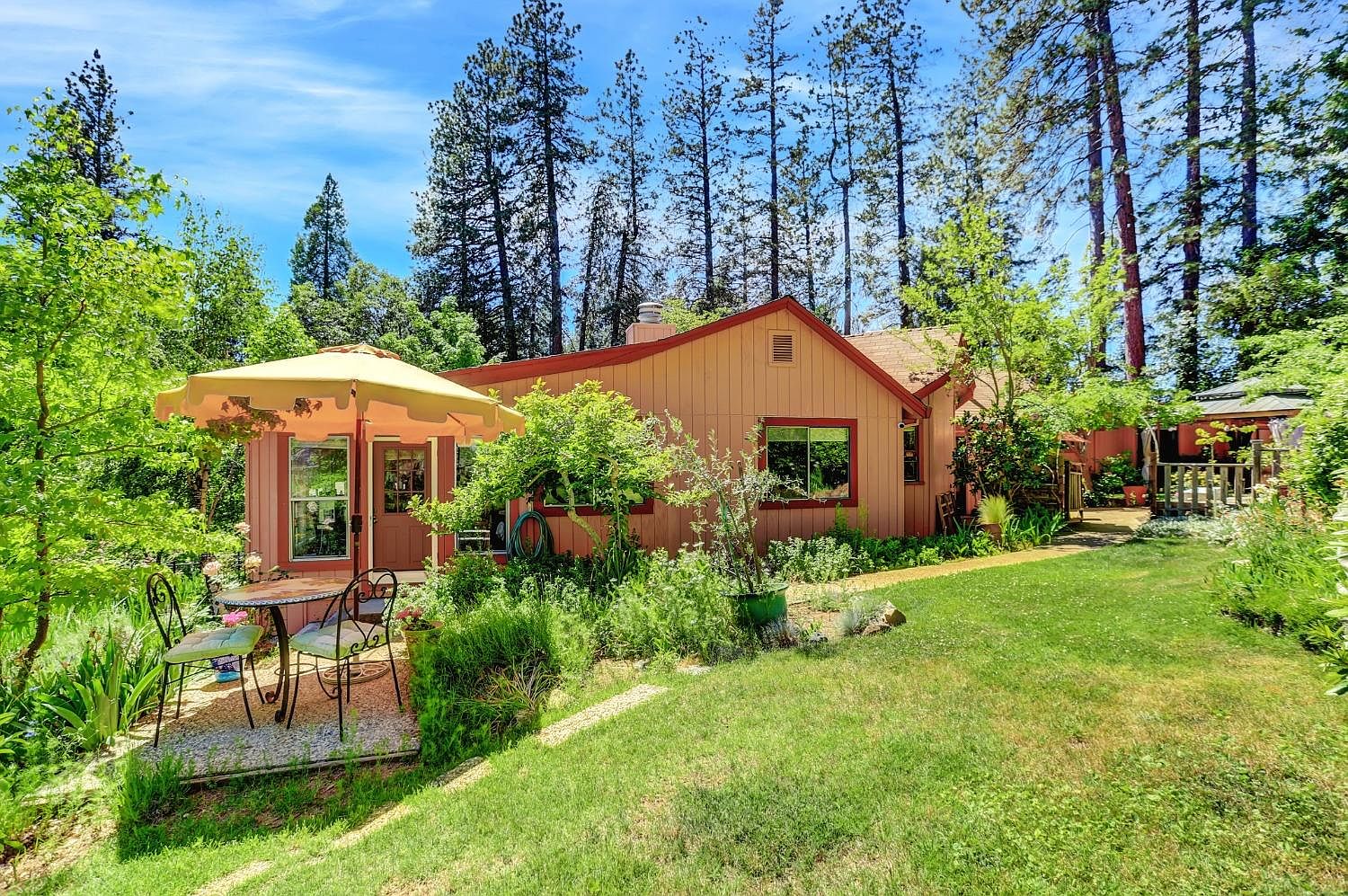 11192 Silver Willow Ln, Nevada City, CA 95959 | Zillow