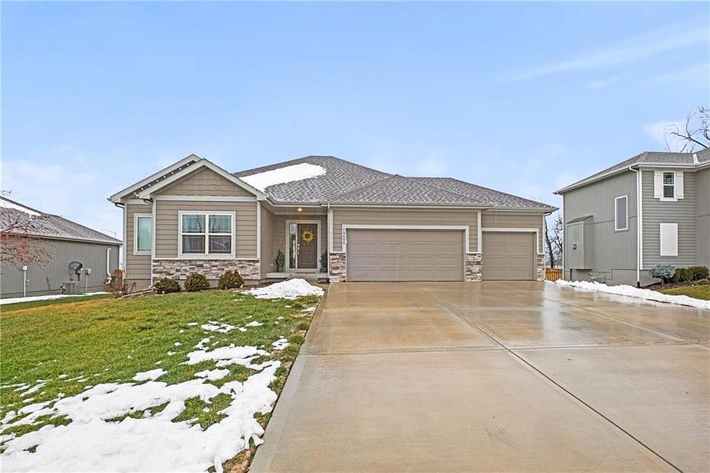 19606 W 198th Ter, Spring Hill, KS 66083 | Zillow