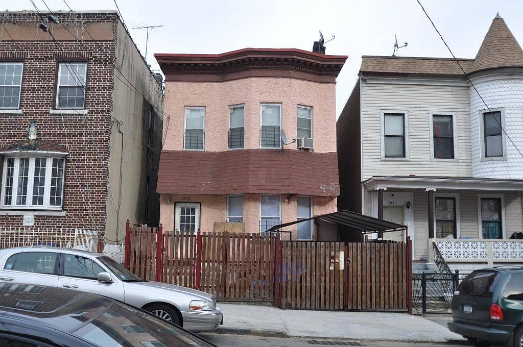 2046 Ryer Ave, Bronx, NY 10457 | Zillow