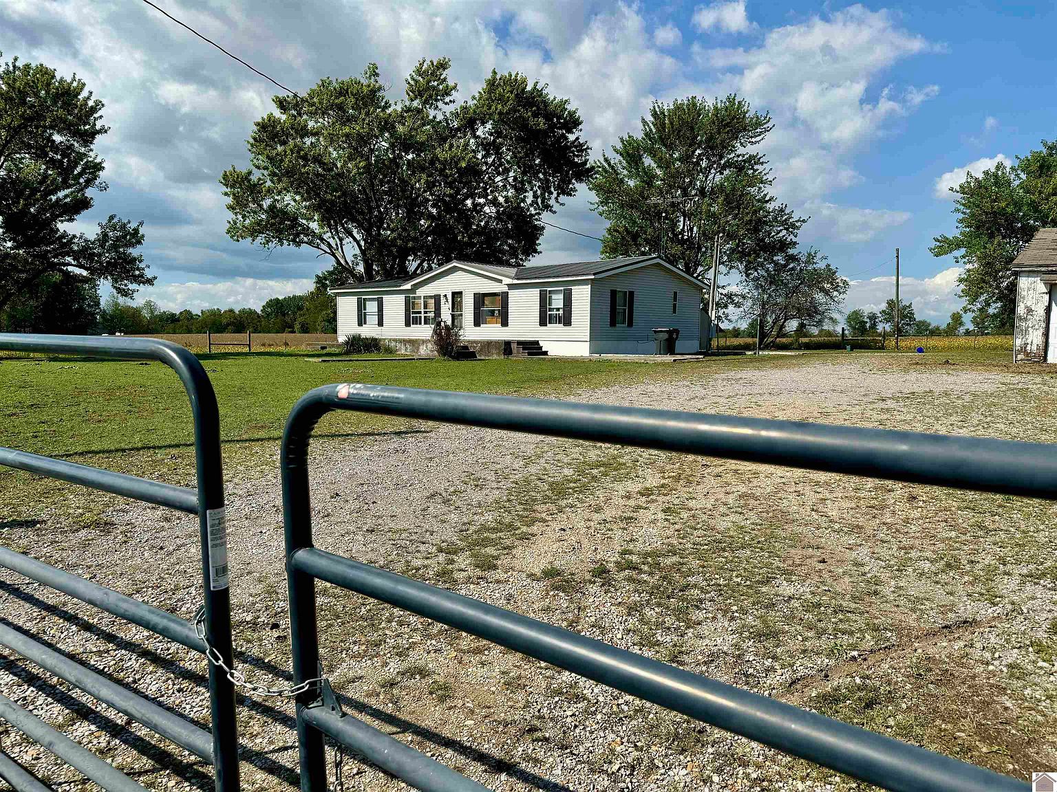 1160 Burnetts Chapel Rd, Farmington, KY 42040 | MLS #129048 | Zillow