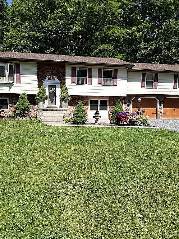133 Graham Dr, Altoona, PA 16601 | Zillow