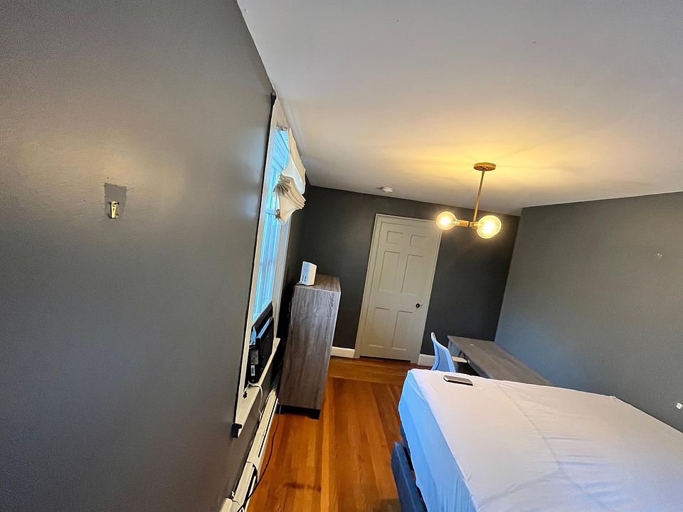 47 Sheldon St Providence RI | Zillow