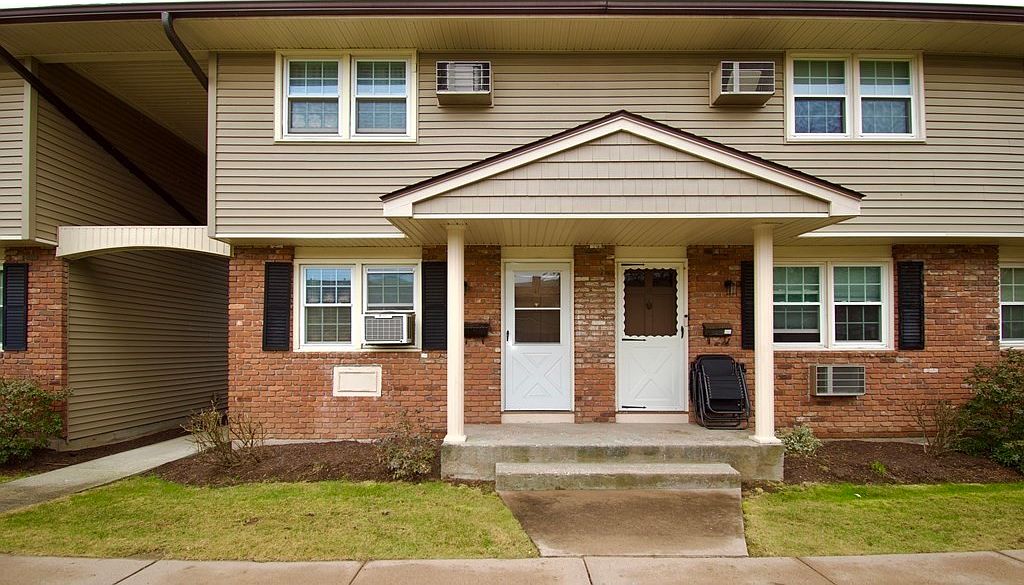 420 Main St APT 41, Agawam, MA 01001 | Zillow