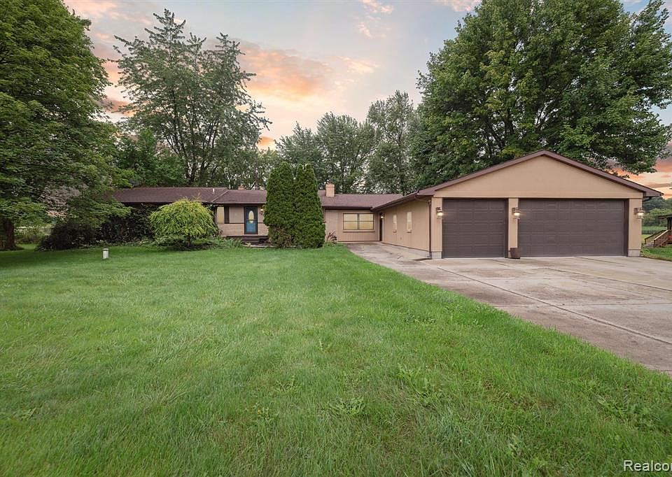 13208 Hogan Rd, Linden, MI 48451 | Zillow 13208 Hogan Rd, Linden, MI 48451 | Zillow