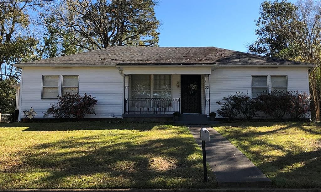 225 Peach Ave, Mccomb, MS 39648 | Zillow