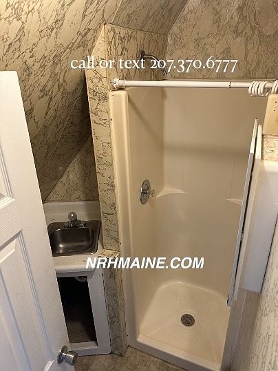 16 Cottage Street, Norway - 16 Cottage St Norway ME | Zillow