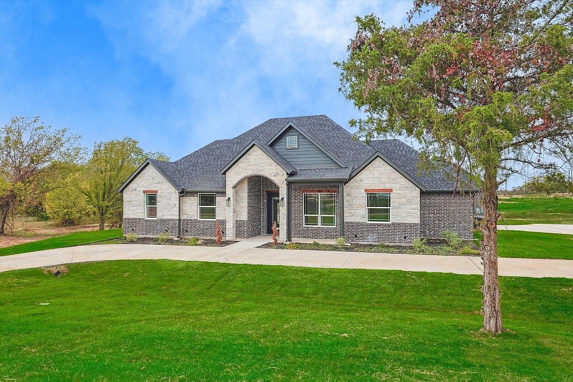 141 County Road 4865, Azle, TX 76020 | MLS #20443175 | Zillow