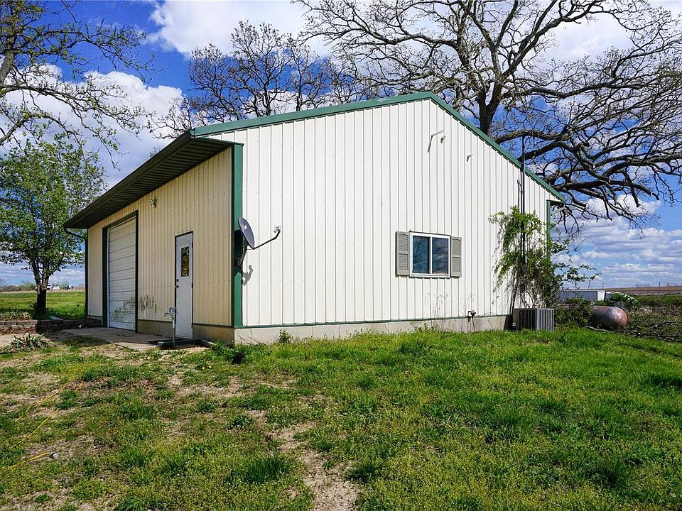 18626 County Road 1000, Saint James, MO 65559 | MLS #23020605 | Zillow