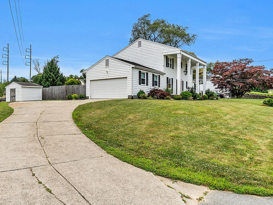219 Russell Dr Tiverton RI | Zillow