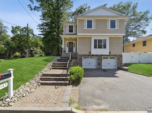 Westwood NJ Real Estate - Westwood NJ Homes For Sale | Zillow