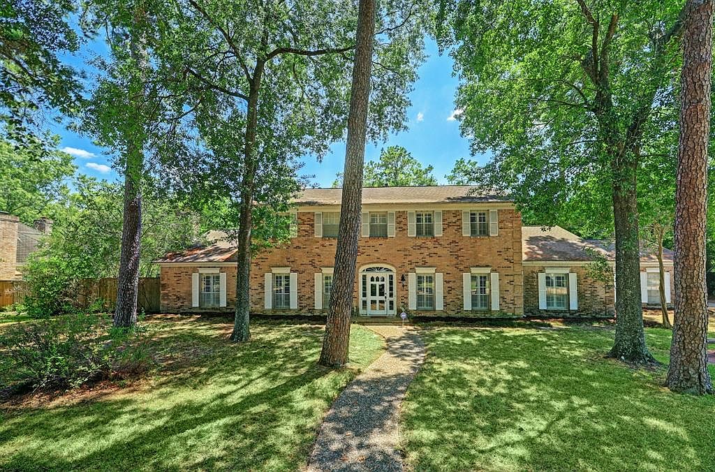 11907 Stoney Ridge Ln, Houston, TX 77024 | Zillow