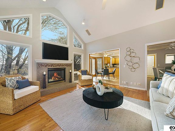 301 Avian Cir S, Bellevue, NE 68005 | Zillow