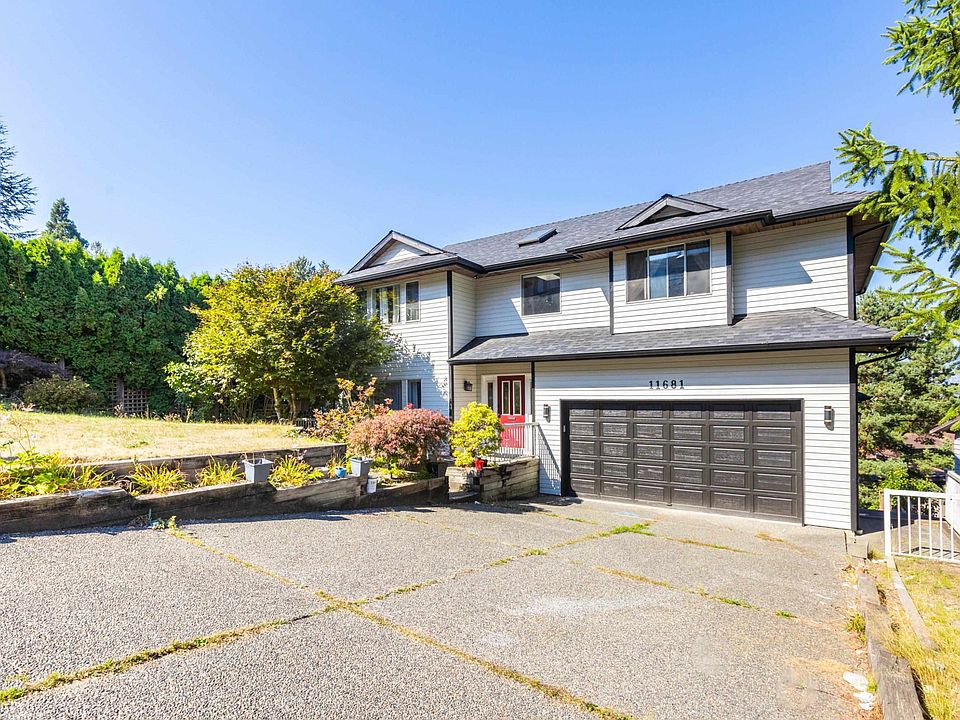 11681 A Ave Surrey, BC | Zillow