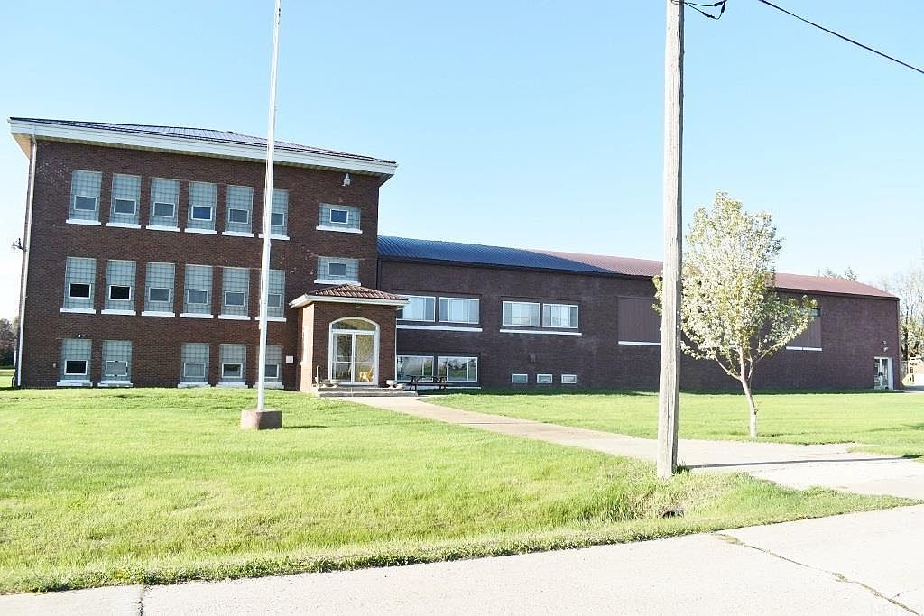 24878 Pleasant St, Oran, IA 50664 | Zillow