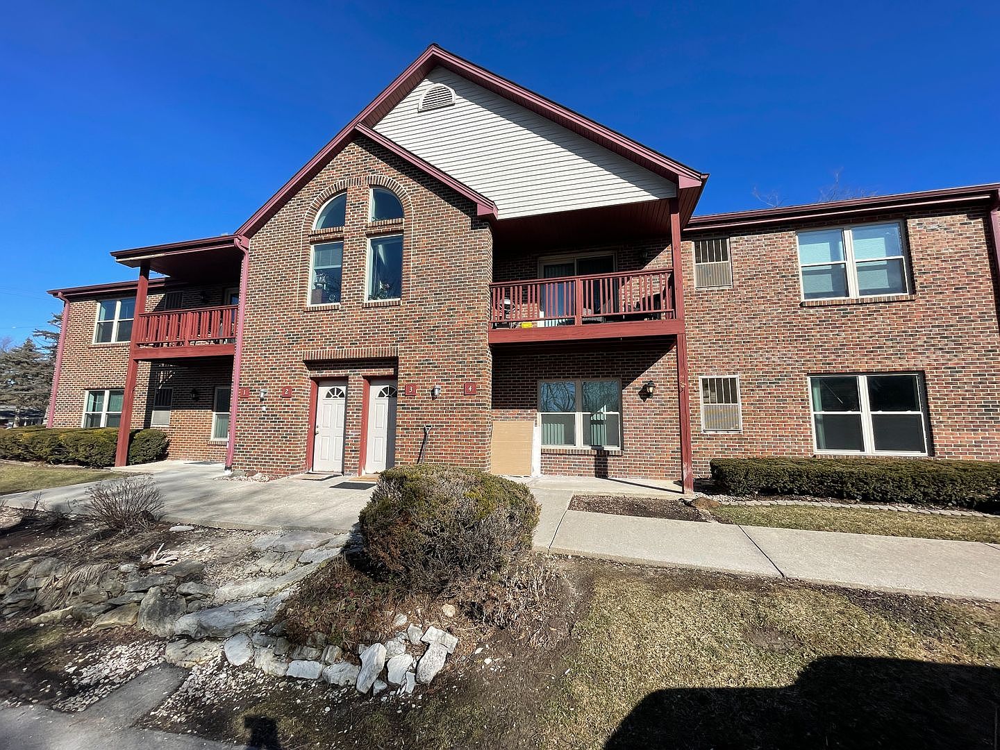 10141 W Cold Spring Rd #6, Milwaukee, WI 53228 | Zillow