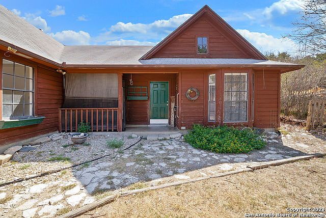 1990 Rocky Ridge Loop, Canyon Lake, TX 78133 | MLS #1706391 | Zillow