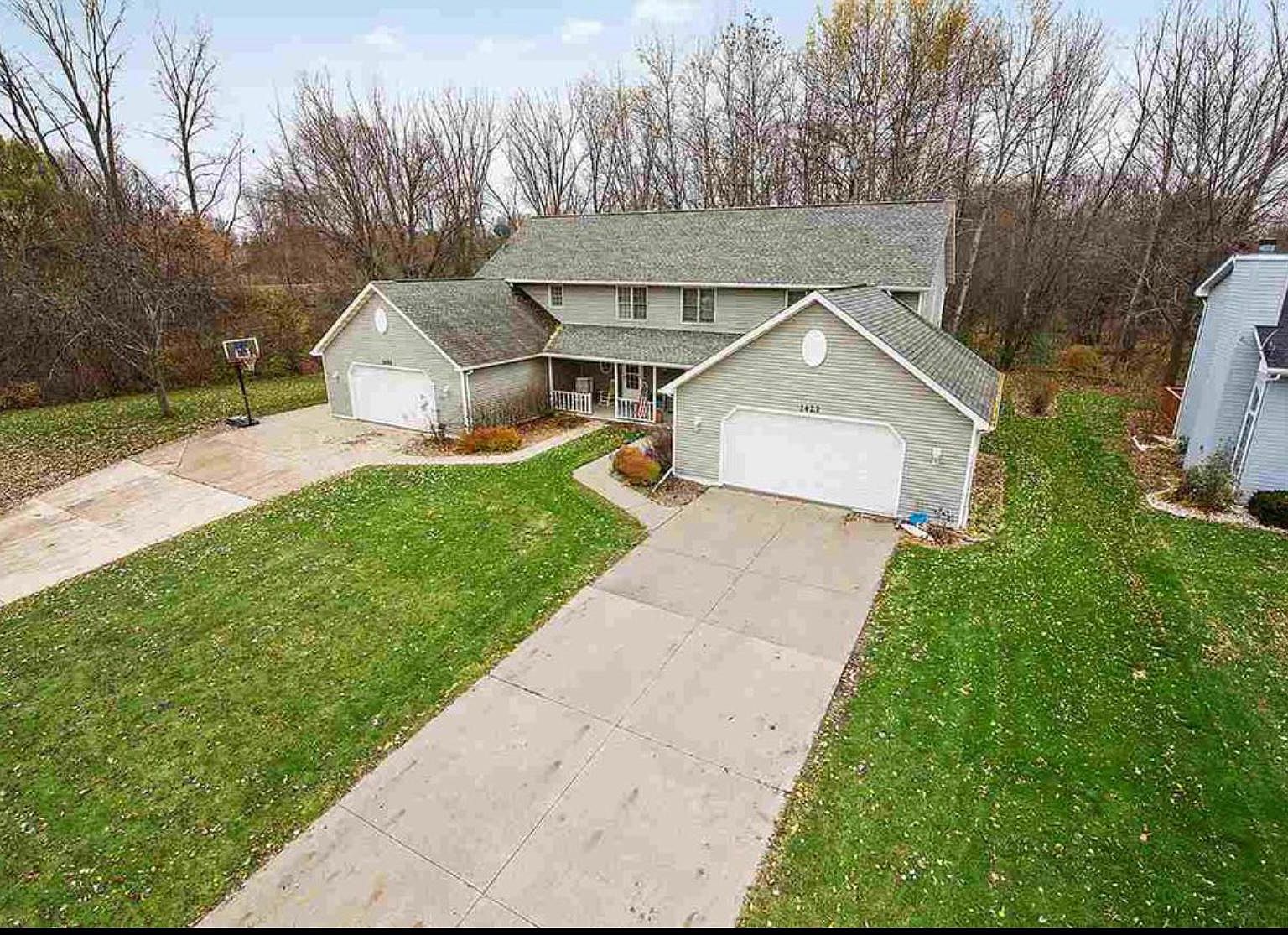 1427 Cardinal Ln, Green Bay, WI 54313 | Zillow