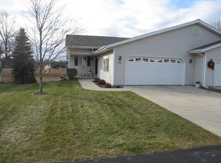 1714 Blue Heron Dr, Two Rivers, WI 54241 | Zillow