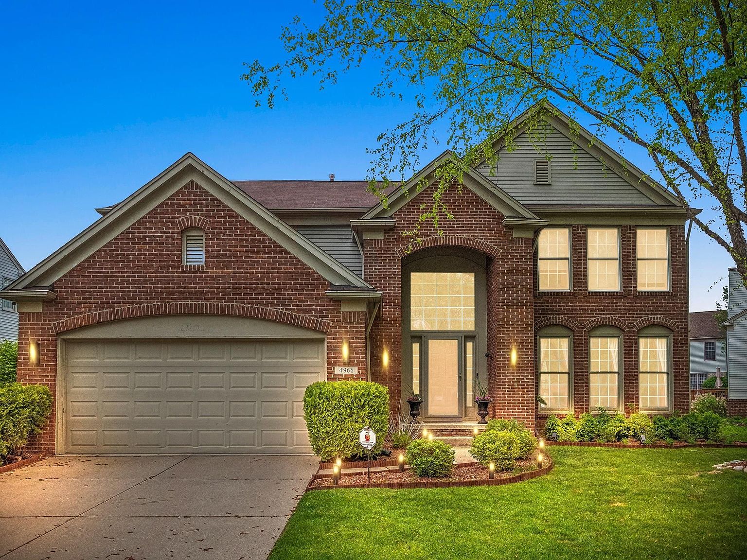 4966 Cherry Blossom Cir, West Bloomfield, MI 48324 | Zillow