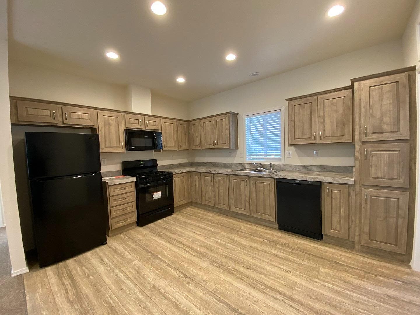 5812 Cedars Rd #11, Redding, CA 96001 | Zillow