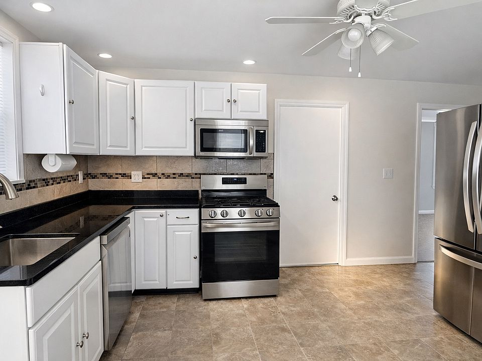 20 Hanson St Unit 1, Salem, MA 01970 | Zillow